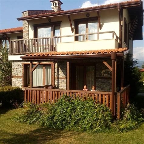 Вила за гости ЕКО РАЙ Dobrinishte