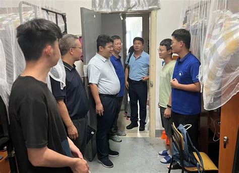 学院领导赴舟山看望实习师生 海洋学院