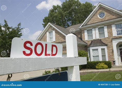 House Sold Sign Stock Image Image Of Sign House Real 4047281