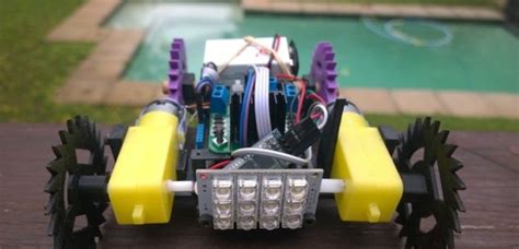 Netduino Car Controlled Through Windows Phone Embedded Lab