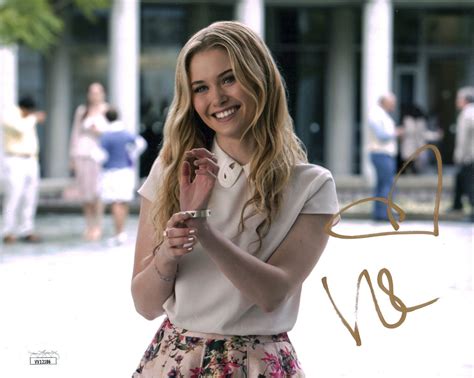Virginia Gardner Marvel Runaways 8x10 Signed Photo Jsa Coa Certified A