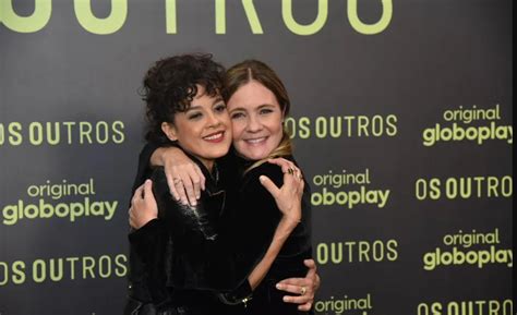 Adriana Esteves e Maeve Jinkings comentam sobre repercussão de Os