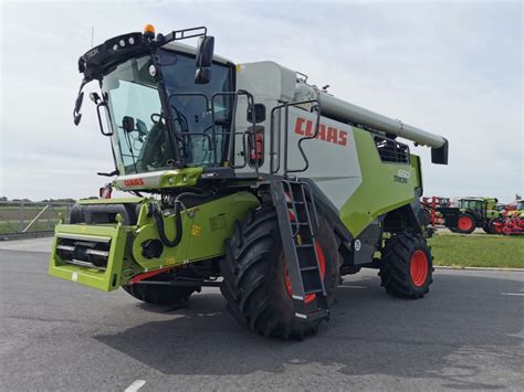 Claas Trion 650