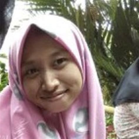 Sandra Rafika Devi Bachelor Of Science Universitas Islam Negeri