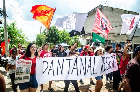 Moradores Do Jardim Pantanal Fazem Ato Contra Ameaça De Despejo A Verdade