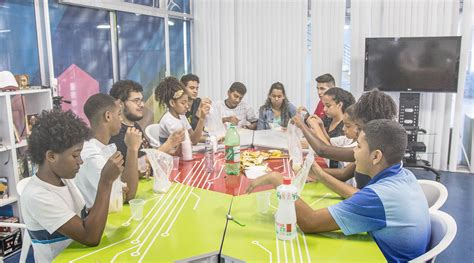 Proj Favela Hub Header Viva Rio