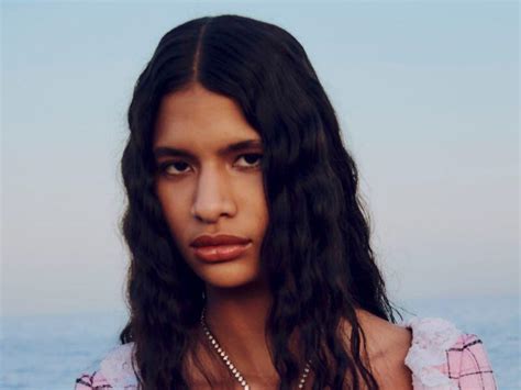 11 Best Dry Shampoos For Fine Hair