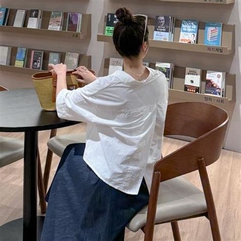 bellee 正韓 胸前刺繡後開衩五分袖襯衫上衣 2色 【0508 46】 yahoo奇摩拍賣