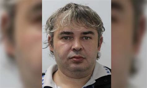 Policie pátrá po muži který trpí schizofrenií a může být sám sobě