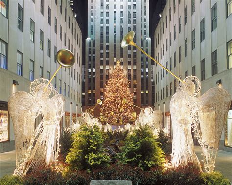 Christmas Tree And Angels Rockefeller License Image 70117012