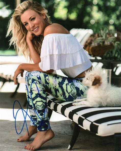 Kaley Cuoco Scrolller