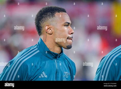 Gabriel Magalhães before the UEFA Champions League match Sevilla vs