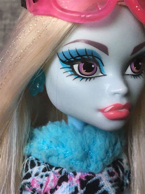Monster High Art Class Abbey Bominable Doll Hobbies Toys Toys