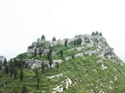 淄川区人民政府 风景名胜 岳阳山上王家围