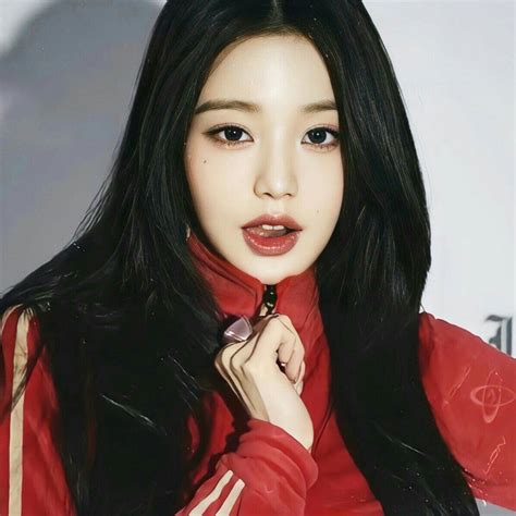 Jang Wonyoung Red Icons Red Aesthetic Aesthetic Pictures