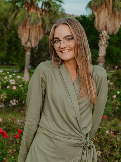 Täpselt 10 Kuud Tagasi Tegin Oma Elus Väikestviisi Kannapöörde Ning Lehvitasin Lennukiaknast Oma