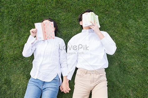 Lovepik صورة  501220857 Id صورة فوتوغرافية بحث صور الزوج الشاب