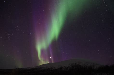 Banco De Imagens Inverno Atmosfera Verde Aurora Aurora Boreal Tolet Suécia Kiruna
