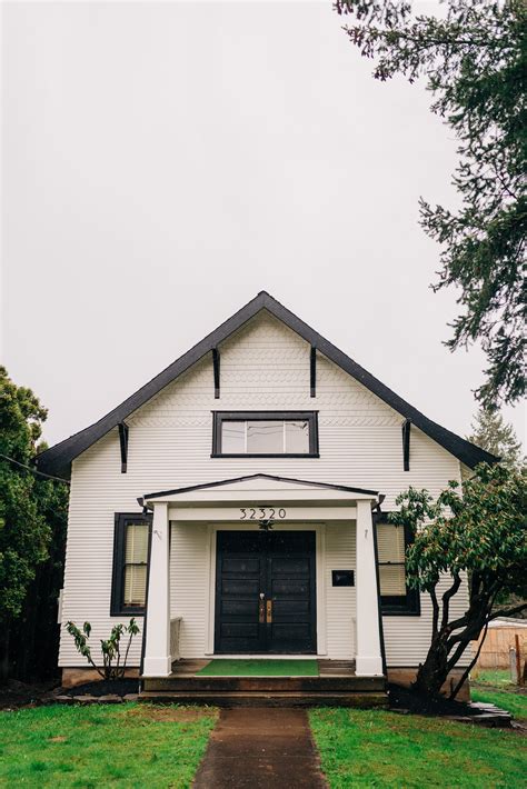 Contact — The Hummingbird Hall Wedding And Event Center