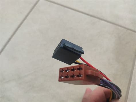 CITROEN PEUGEOT AVTORADIO UNIVERZALNI ISO ADAPTER KONEKTOR PRETVORNIK