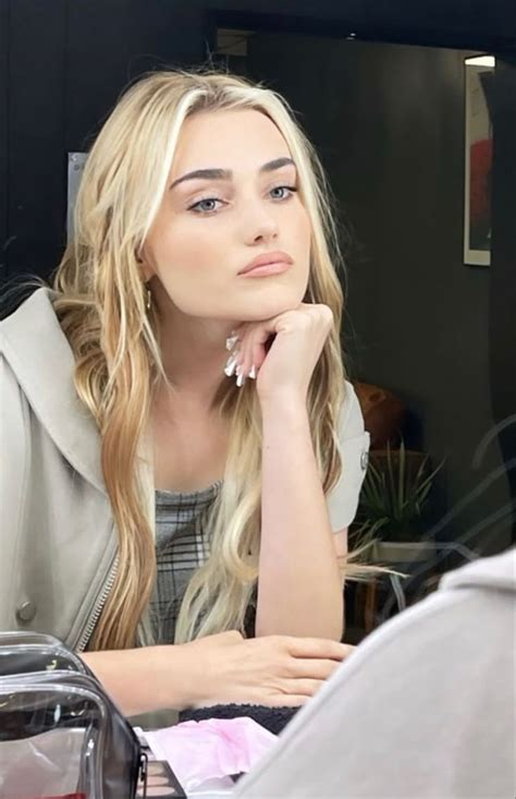 Pin De Kirstin Salvatore En Meg Donnelly Celebridades Guapas