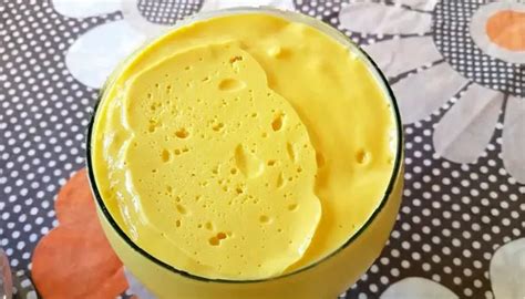 Mousse De Manga Cremoso E Delicioso Feito Com A Própria Frut