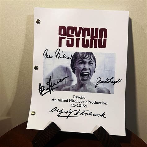 Psycho Movie Signed Autographed Script Full Screenplay Full Script