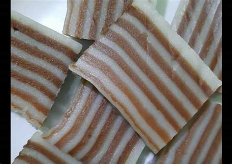 10 Langkah Panduan Bikin Kue Lapis Tepung Beras Yang Sederhana