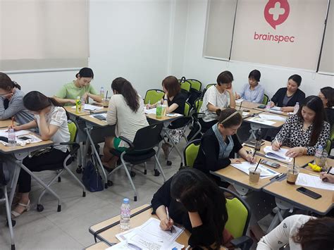 브레인스펙 실장이 움직여야 치과가 산다 현재 진행 중~~ 진료실에서 일어나는 직원과의 관계에서 Facebook