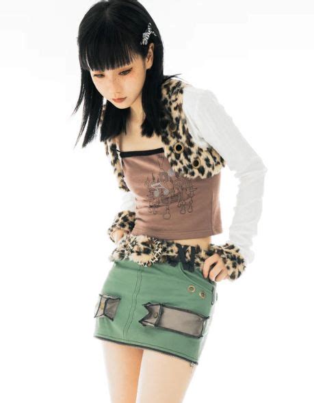 Pixies Bite Leopard Print Outfits Fashion Model