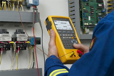 Multifunction Calibrators For Comprehensive Process Testing Fluke
