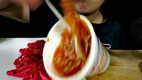 Asmr Fail Comiendo Maruchan Y Runners Fuego Youtube