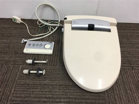 【傷や汚れあり】【中古】inaxイナックス 電気温水便座 ウォシュレット・シャワートイレ「cw E35」bu8アイボリー直接