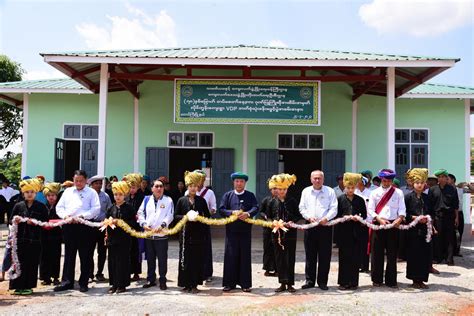 ၇၈ နှစ်မြောက်တပ်မတော်နေ့အား ဂုဏ်ပြုကြိုဆိုအထိမ်းအမှတ် ကက္ကူ တောင် ကျေးရွာ ကွန်ကရစ်လမ်း ဖွင့်ပ