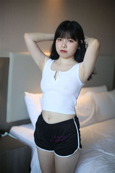 Hit x Hot 国模真真大尺度人体私拍套图 Page 11 76