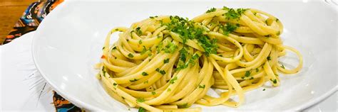 Pasta With Garlic And Olive Oil Aglio E Olio