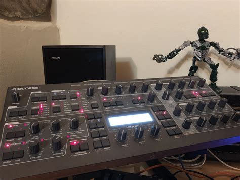 First Hardware Synth Rsynthesizers