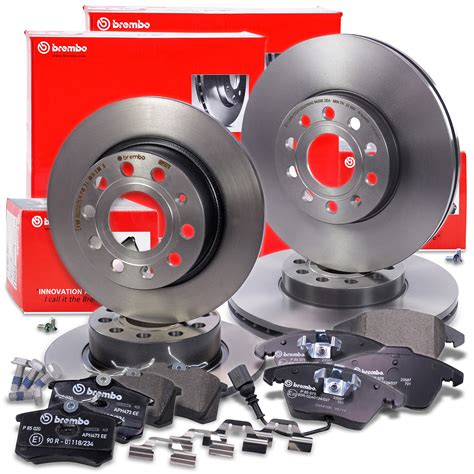 BREMBO Bremsscheiben Beläge Vorne Hinten