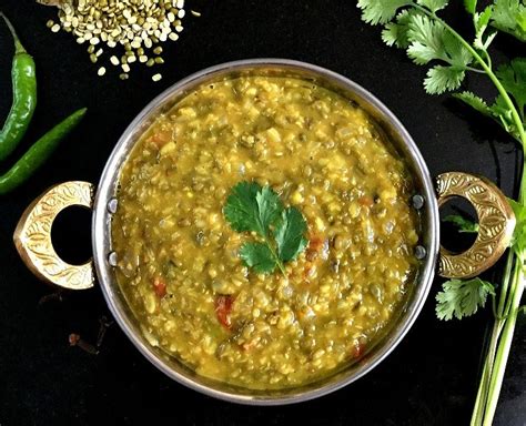 Chilke Wali Mung Dal Curry Recipe Food Crazies