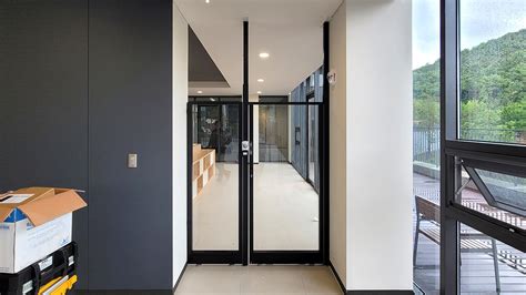 유리파티션 아이플러스 사무용가구 강화유리파티션 아이플러스 성남대구 여닫이문 번호키 투명