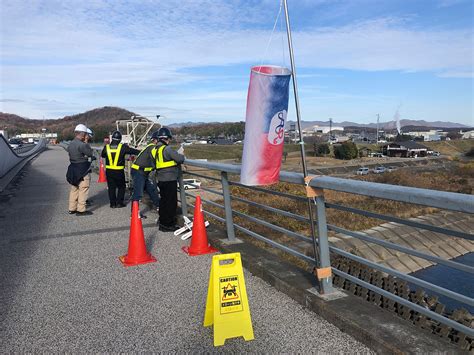 係留飛行技術紹介・点検支援技術を活用した長大pc橋の橋梁点検現場見学会