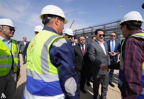 رئيس الوزراء يوجه بسرعة إنجاز محطة كهرباء الأنبار المركبة وفق المواصفات