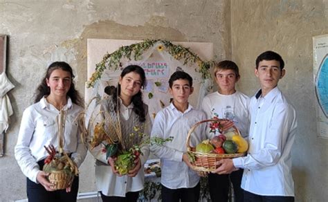 ფერადი საშემოდგომო ღონისძიება ორჯის საჯარო სკოლაში ეტალონი
