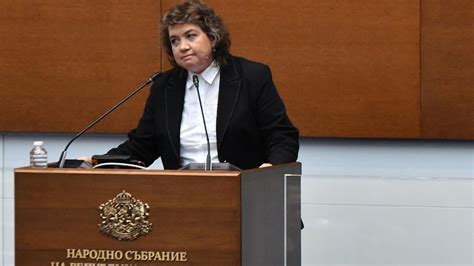 Наталия Киселова след вота срещу кабинета Желязков Продължаваме напред Новини бг