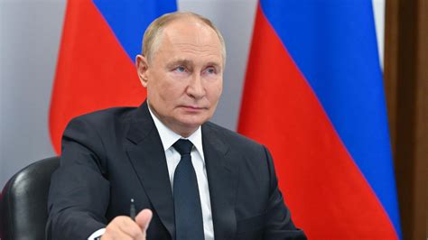 Путину в Петербурге показали новую разработку — дронопорт РИА Новости 19 02 2025