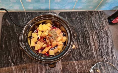 Can Slow Cookers Cause Food Poisoning Food Safety Tips Infarrantly