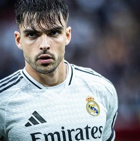 تعليق غير متوقع من سيميوني علي هزيمة ريال مدريد من أرسنال 3 0 في دوري