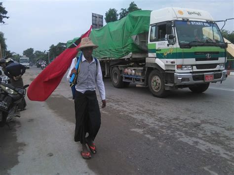 Dvb လက္ပံေတာင္းေၾကးနီစီမံကိန္းကို ဆန္႔က်င္လမ္းေလွ်ာက္ဆႏၵျပသူ ၂ ဦး ဖမ္းဆီးခံရ