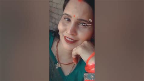 Pyar Tujhe Karta Hun Dekh Meri Aankhon Mein Suno Miya Suno Miya