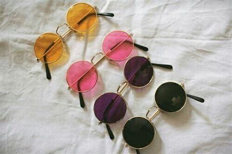 Друзья в нашем салоне вы можете заказать тонировку очковых линз Затонируем ваши очки в любой